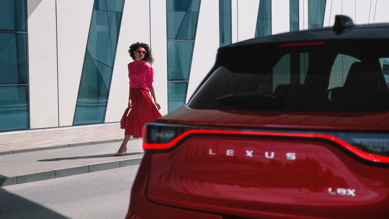 Le Lexus LBX hybride autorechargeable | Lexus Belgique